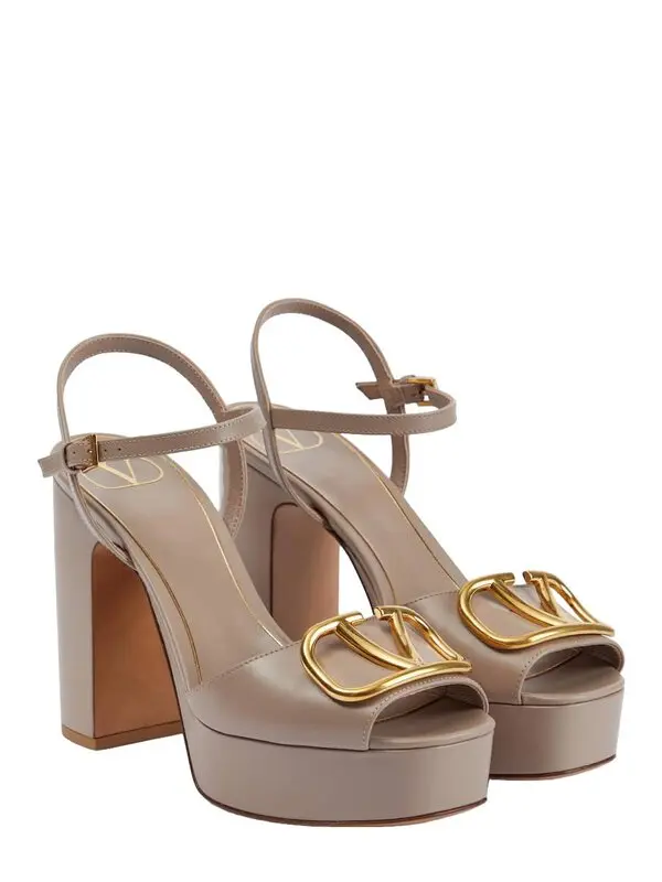Valentino Garavani Vlogo Leather Platform Sandals - Beige
