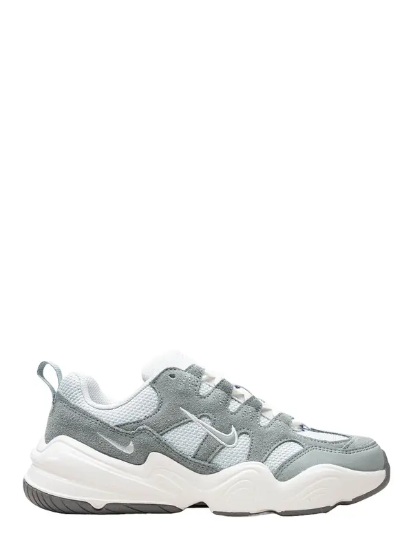 Nike Tech Hera Sneakers - Grey