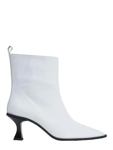8 BY YOOX Leather Pointed-toe Ankle Boots - White