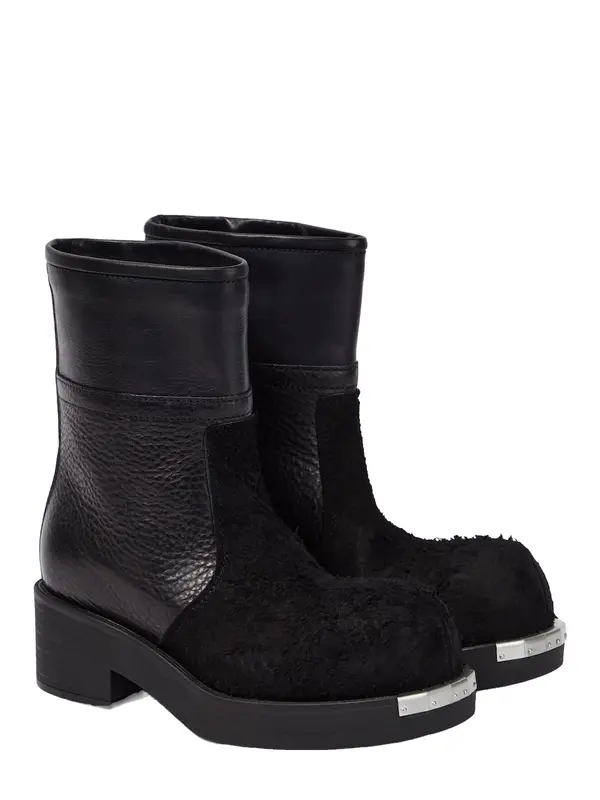 MAISON MARGIELA Leather And Suede Ankle Boots - Black