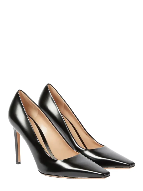 GIANVITO ROSSI Leather Pumps - Black