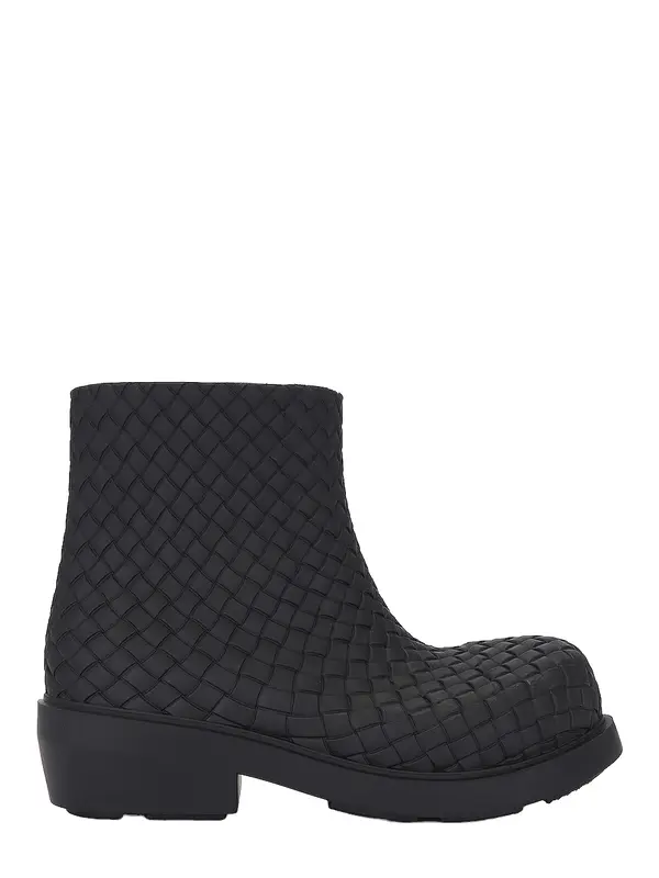 Bottega Veneta Fireman Ankle Boots - Black