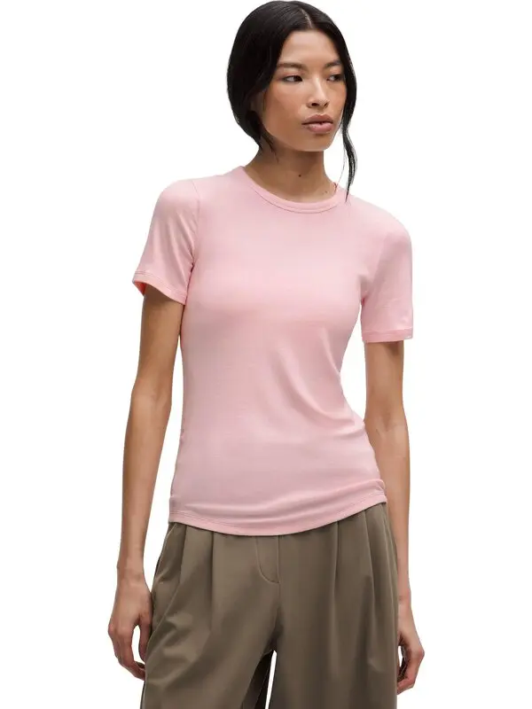 Lululemon Hold Tight Fitted Short-sleeve Shirt - Pink Pearl