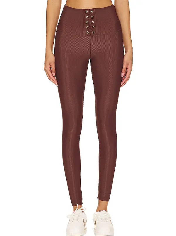 Strut This X Chantelle Paige-mulligan The Liam Ankle Legging In Chocolate - Chocolate Rib