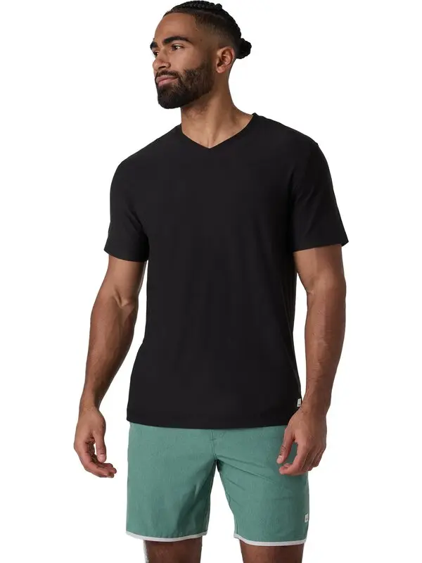 Vuori Strato Tech V-neck T-shirt - Black