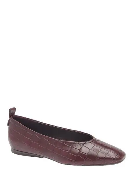 27 EDIT NATURALIZER Carla Flat - Cranberry Red