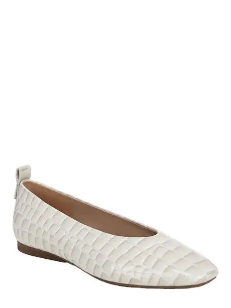 27 EDIT NATURALIZER Carla Flat - Warm White
