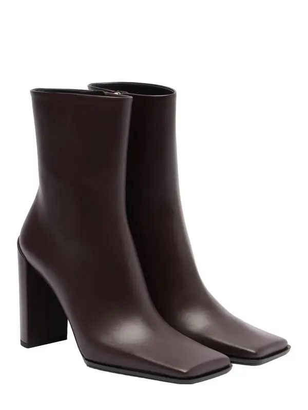 Alaïa Leather Ankle Boots - Brown