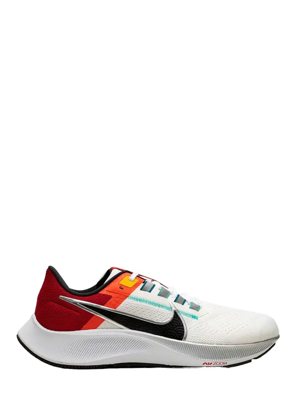 Nike Air Zoom Pegasus 38 Sneakers - White
