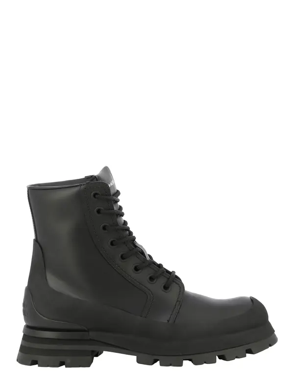 Alexander McQueen Wander Lace-up Boots - Black