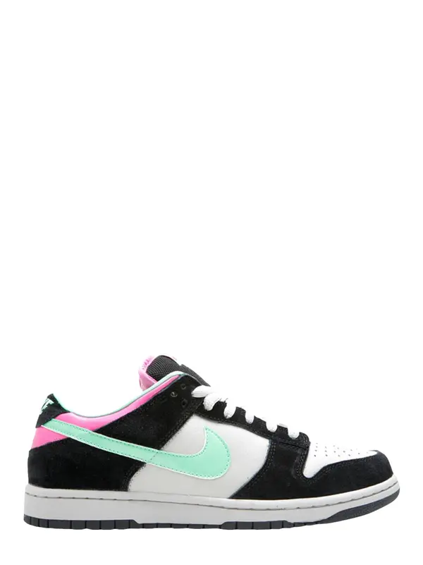 Nike Dunk Low Pro Sb Sneakers - Black