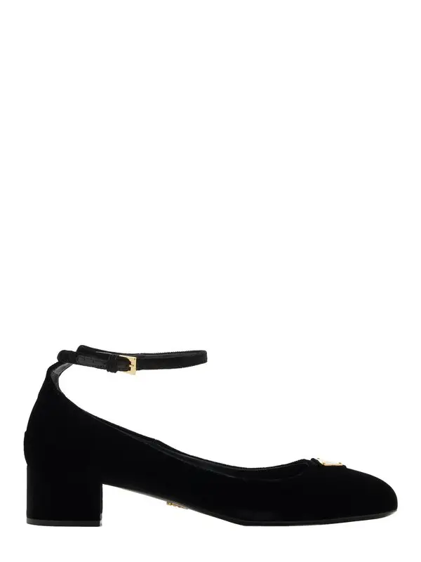 Prada Velvet Pumps - Black
