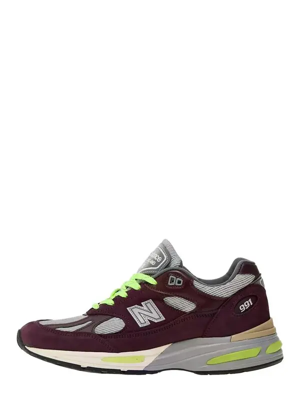NEW BALANCE X Patta 991v2 Sneakers - Red