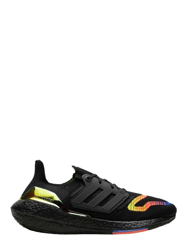 Adidas Ultraboost 22 Linear Energy Sneakers - Black