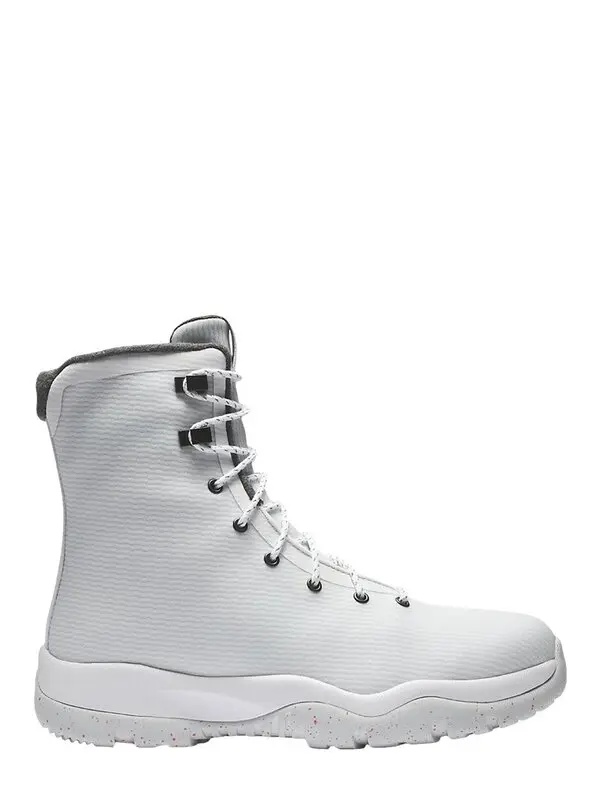 JORDAN Future Boot - White
