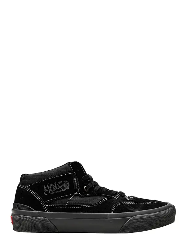 VANS Skate Half Cab Gore-tex Triple Sneakers - Black