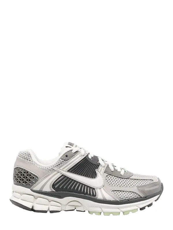 Nike Vomero Sneakers - Grey
