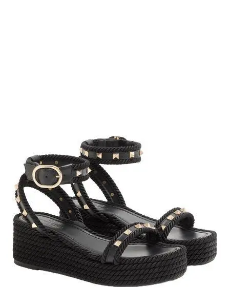 Valentino Garavani Rockstud Flatform Sandal - Black