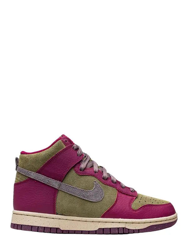 Nike Dunk High Dynamic Berry Sneakers - Purple