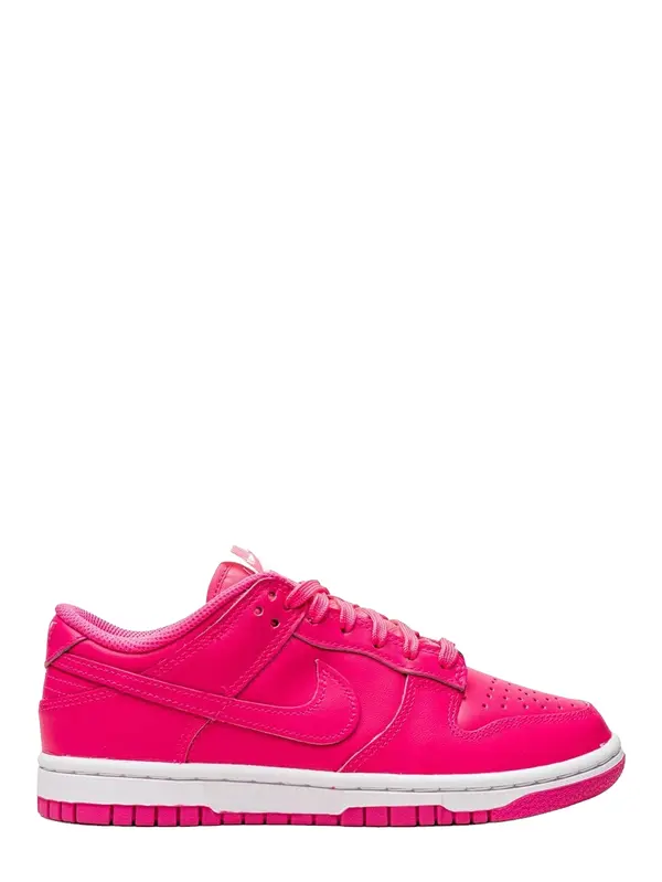 Nike Dunk Low Sneakers - Pink
