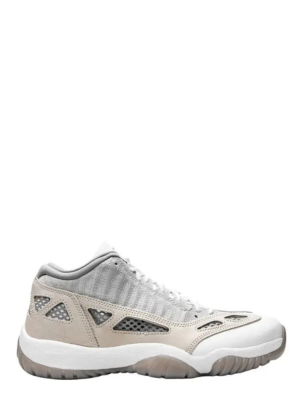 JORDAN Air Low Ie Sneakers - Neutrals