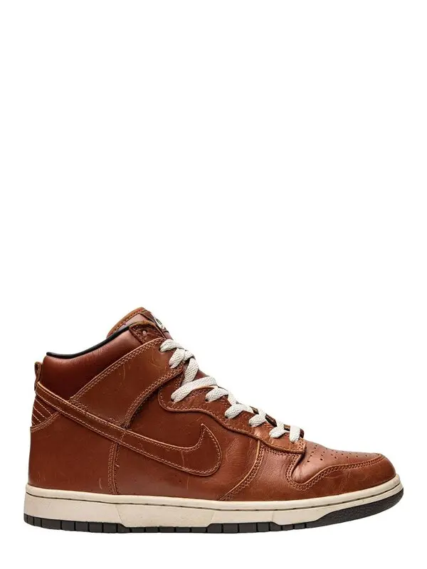 Nike Dunk Hi Premium Sneakers - Brown