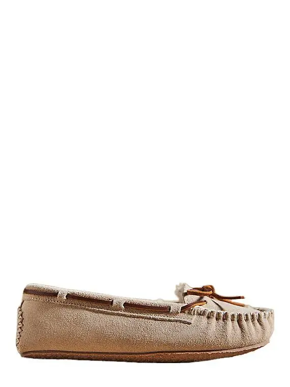 Minnetonka Cally Moccasins - Light Grey