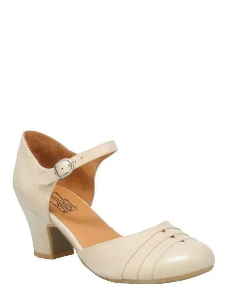 Miz Mooz Frenchy Pump - Cream