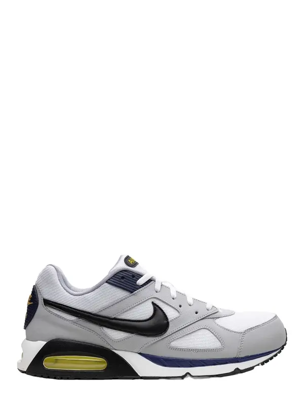 Nike Max Ivo Sneakers - White