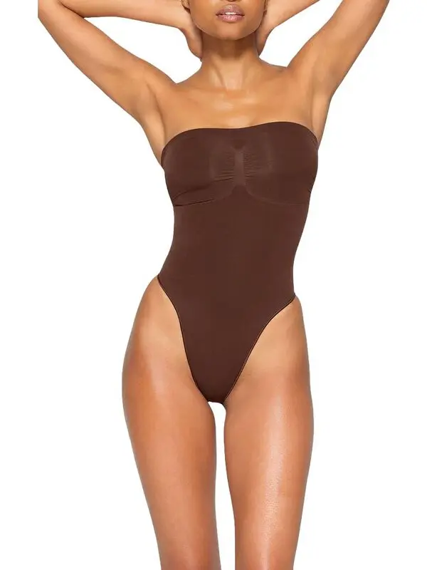 SKIMS Seamless Sculpt Strapless Bodysuit - Cocoa