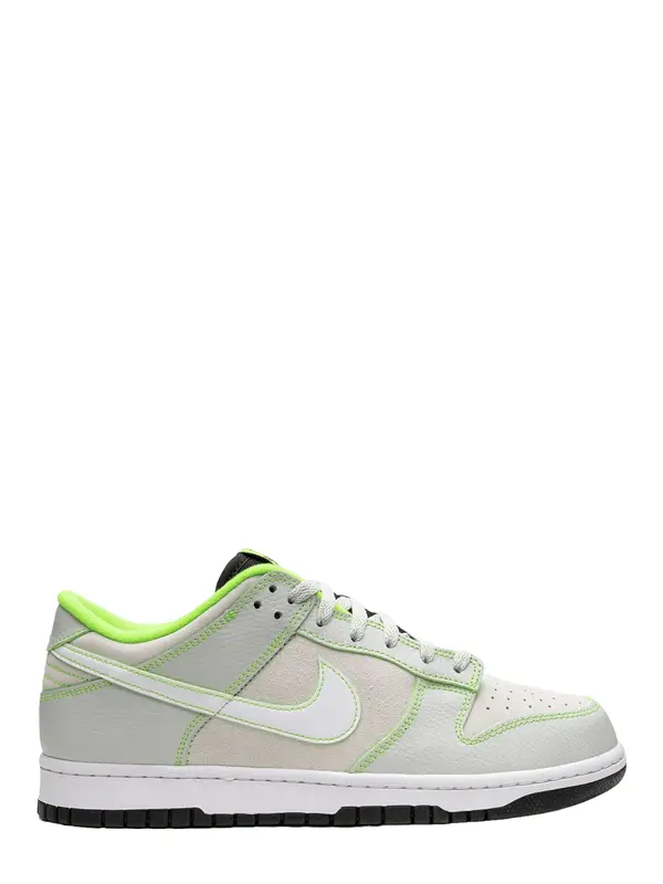 Nike Dunk Low Uo Oregon Sneakers - Silver