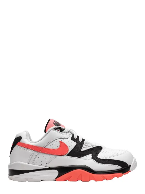 Nike Air Cross Trainer 3 Low Sneakers - White