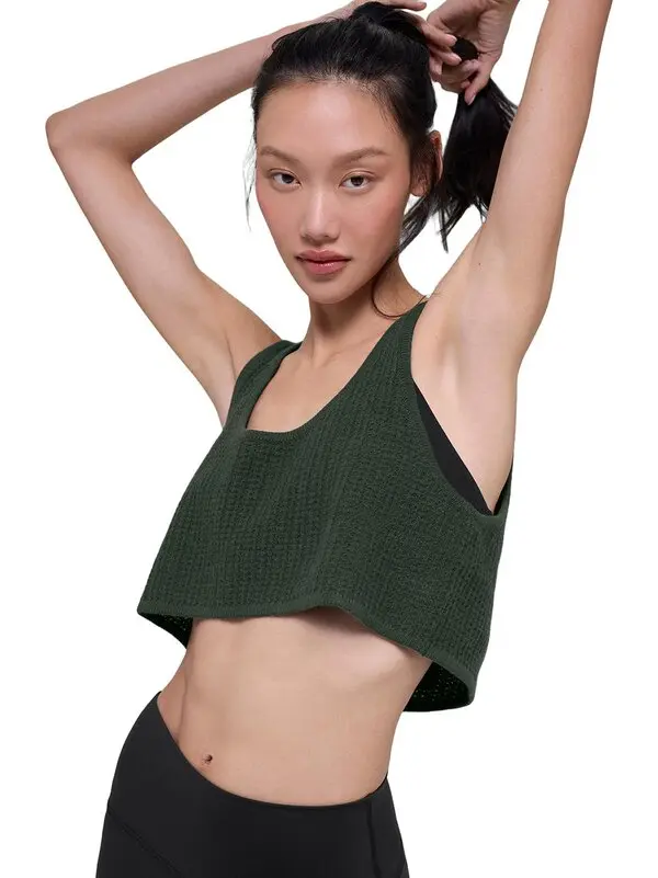 Alo Yoga Cashmere Plush Waffle Cropped Tank Top - Dark Cactus
