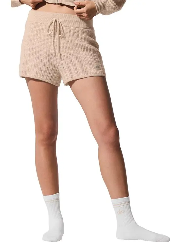 Alo Yoga Cashmere High-waist Waffle Short - Macadamia Blush