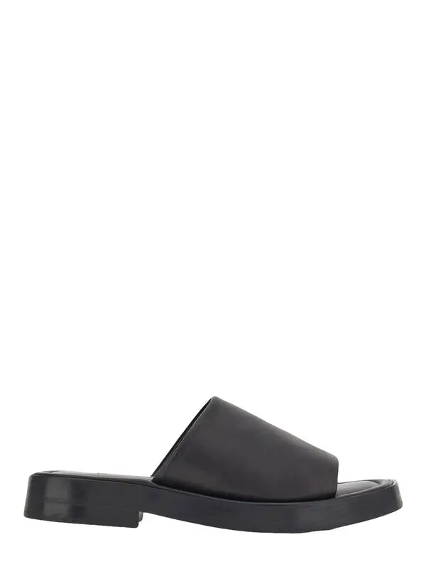 FERRAGAMO Leather Flat Sandals - Black