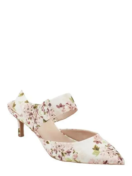 Bandolino Millie Kitten Heel Pump - Light Pink