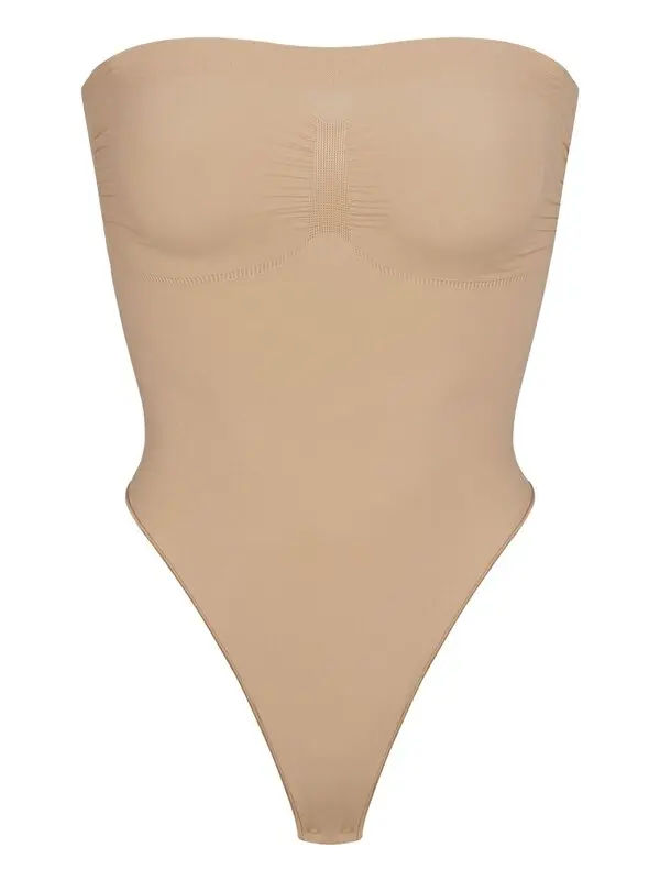 SKIMS Seamless Sculpt Strapless Thong Bodysuit - Clay