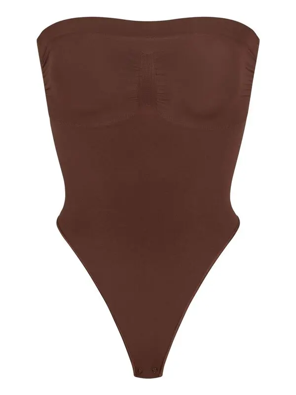 SKIMS Seamless Sculpt Strapless Thong Bodysuit - Cocoa