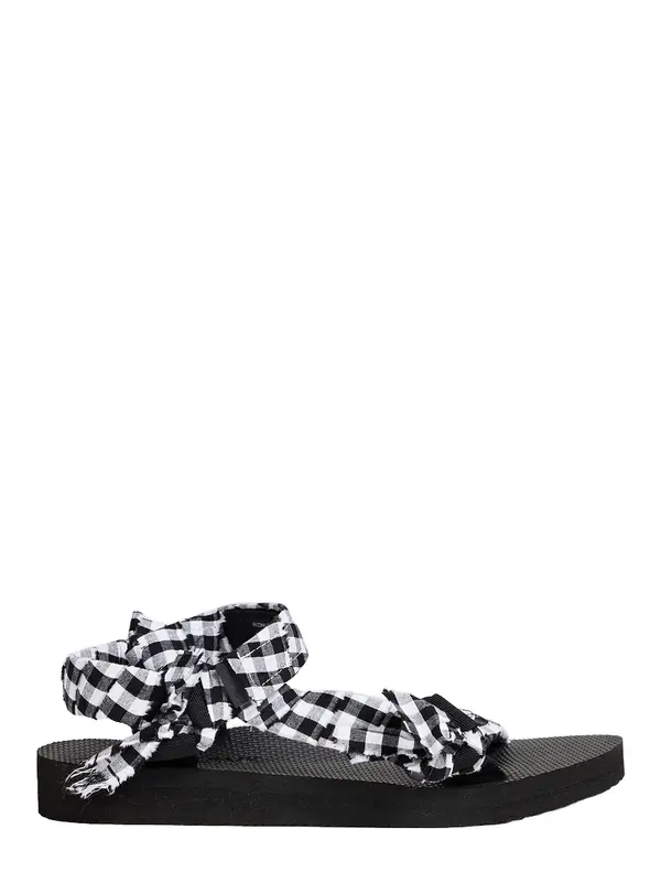 ARIZONA LOVE Trekky Gingham Gauze Sandals - White