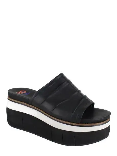 NATIONAL COMFORT Kayci Scrunched Platform Slide Sandal - Black Leather