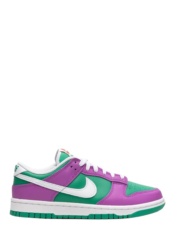 Nike Dunk Low Sneakers - Green