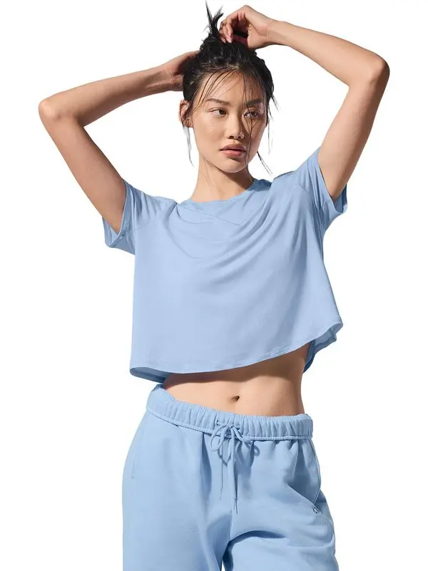 Alo Yoga Cropped Short Sleeve Top - Seashell Blue