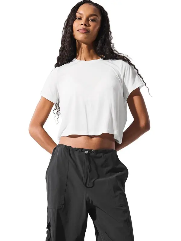 Alo Yoga Cropped Short Sleeve Top - White