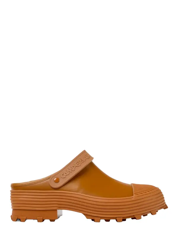 Camper Clogs - Brown