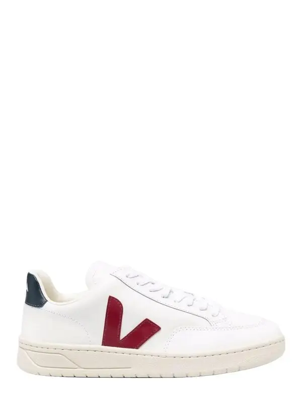 VEJA Sneakers - White