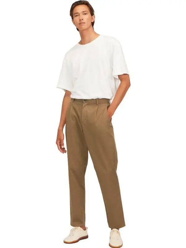 Everlane Pleated Air Chino Pant - Toasted Coconut