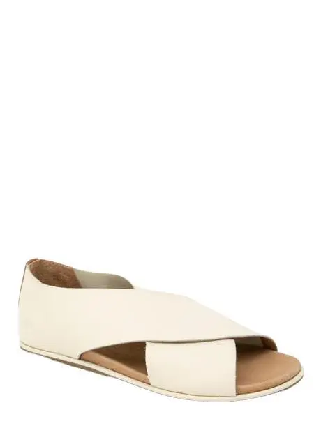 Gentle Souls By Kenneth Cole Laniey Sandal - Stone Leather