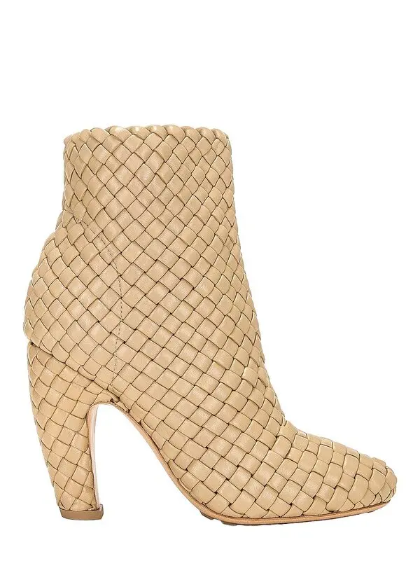 Bottega Veneta Mini Lido Ankle Boot - Sesame Light