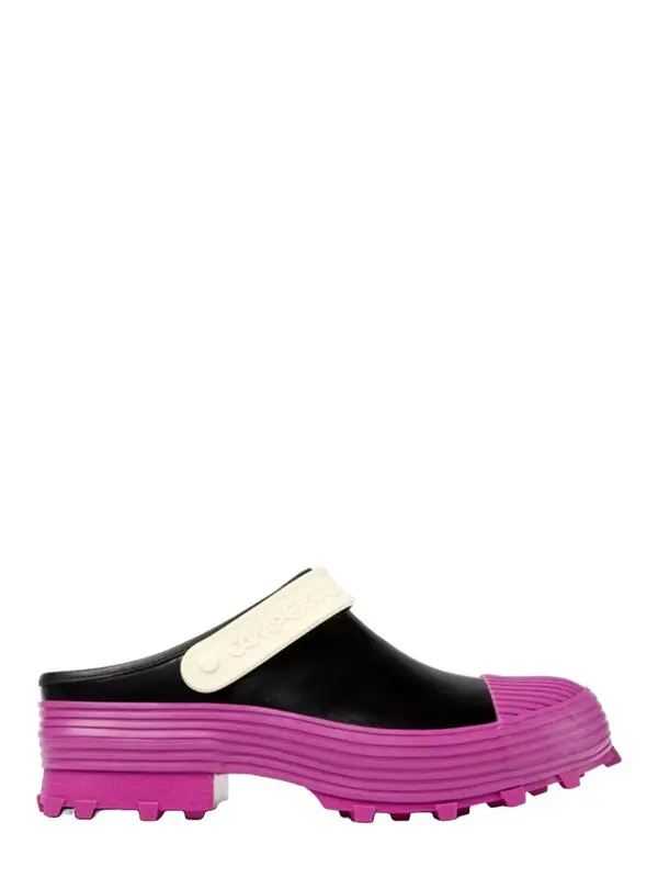 Camper Clogs - Black