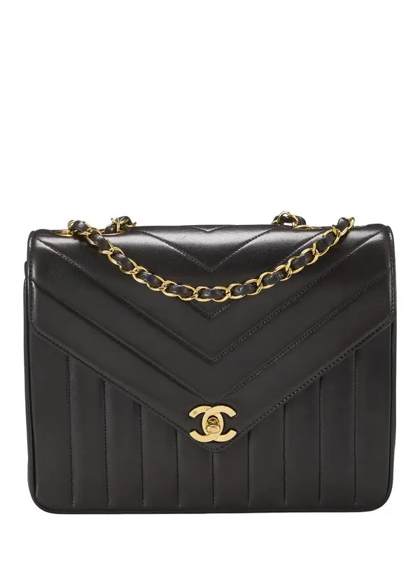 Chanel Lambskin Chevron Envelope Flap Bag - Black